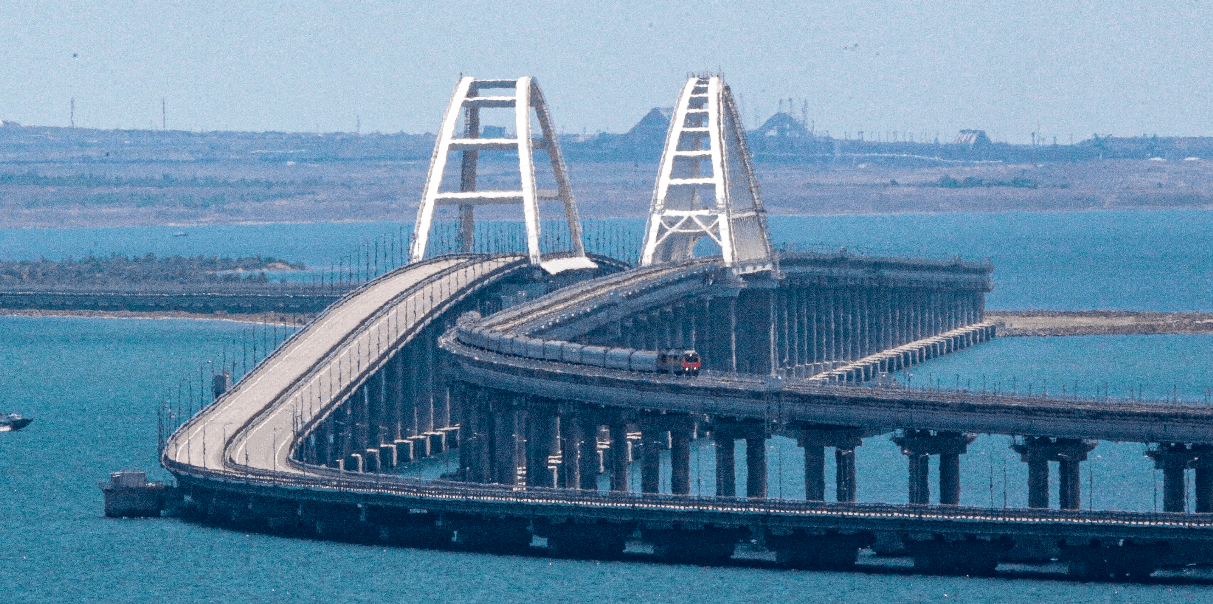 Ukraina: Nytt sprängdåd mot Krimbron