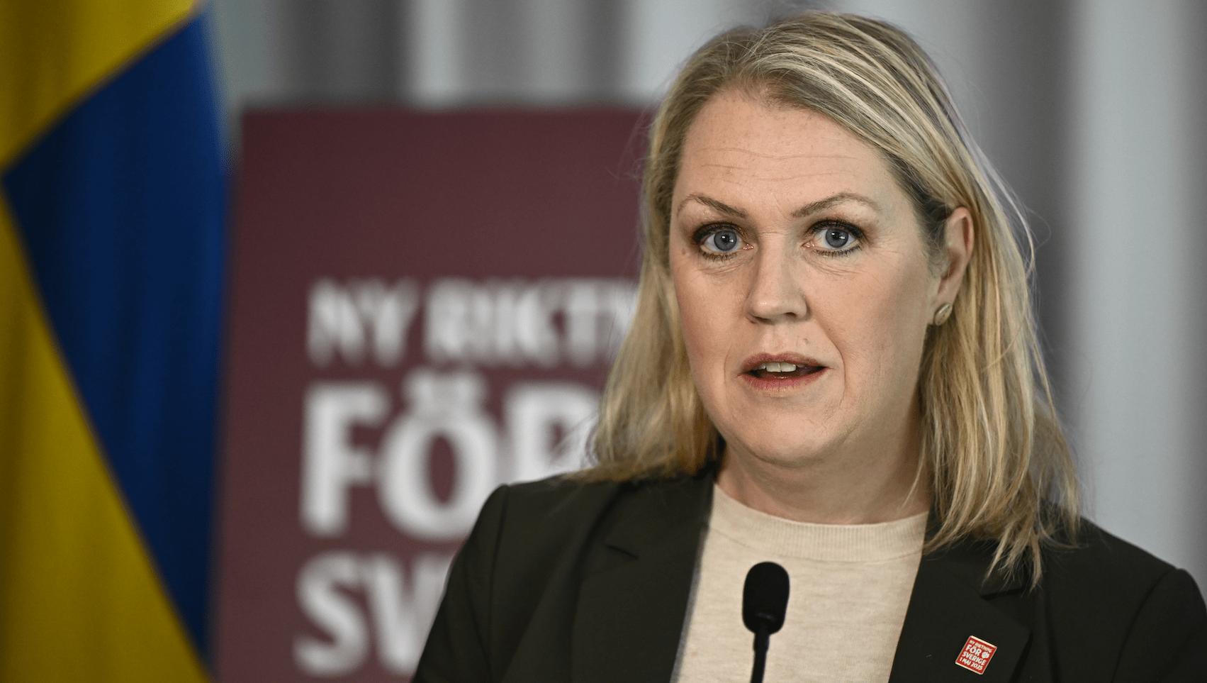 Medicinpriserna chockhöjs 1 juli 2025 – regeringen och SD får hård kritik