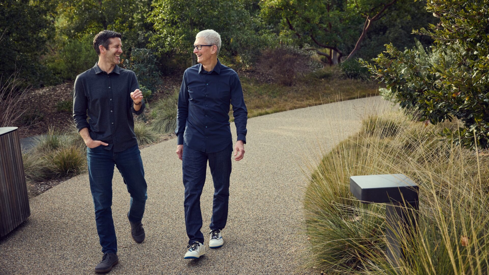 Tim Cook avgår som vd på Apple – ny chef i höst